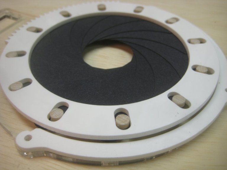 Building a Motorized Iris Diaphragm | Retro Tech Journal